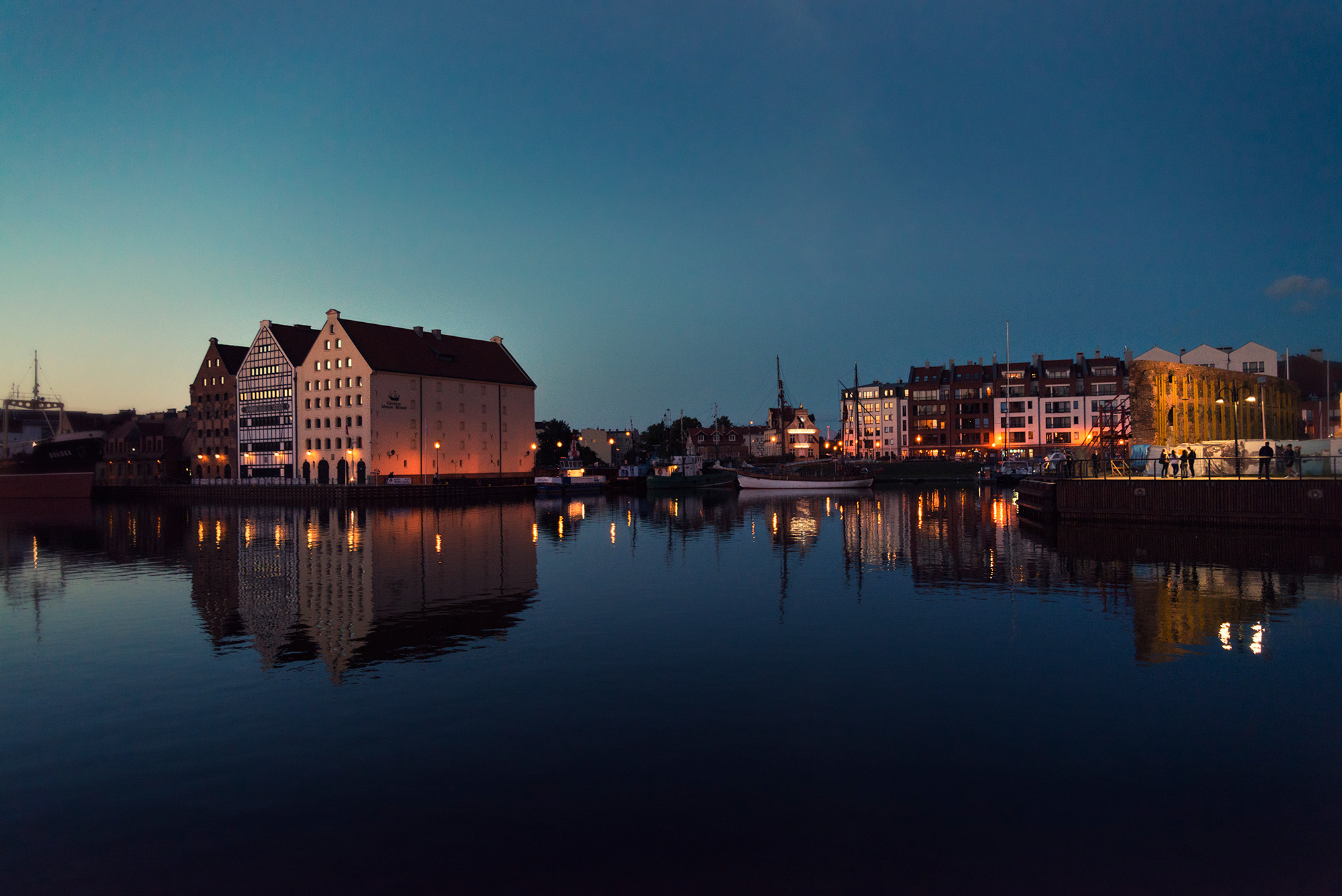 Gdansk-riverside-colour-marie-gardiner – Marie Gardiner